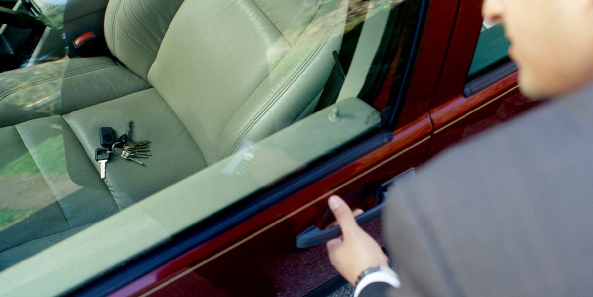 6 Instances to Call an Emergency Locksmith - Market Share Group