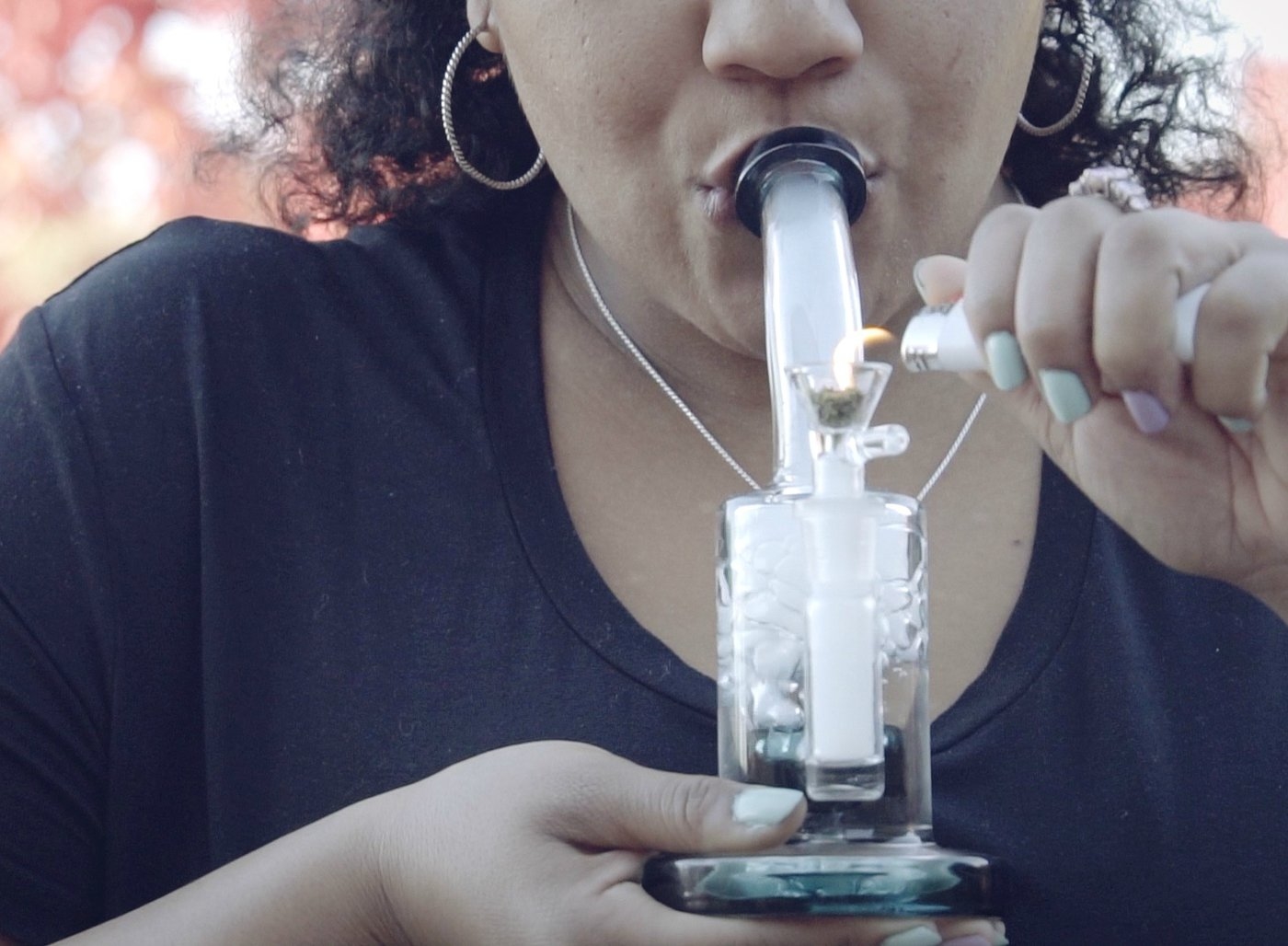 6 Things to know before using a Bong for the First Time - Market Share ...